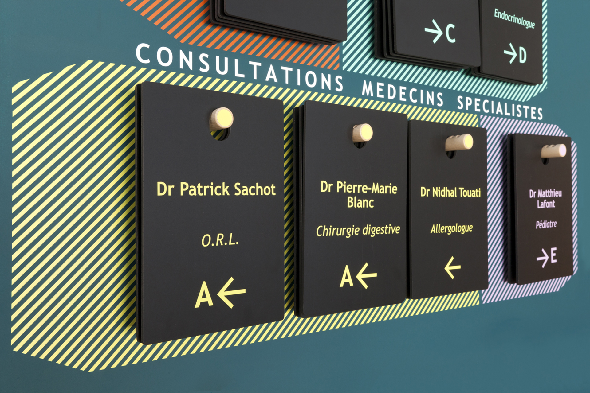 Signage system for doctors co-working - Studio Elisabeth Vidal | Studio ...